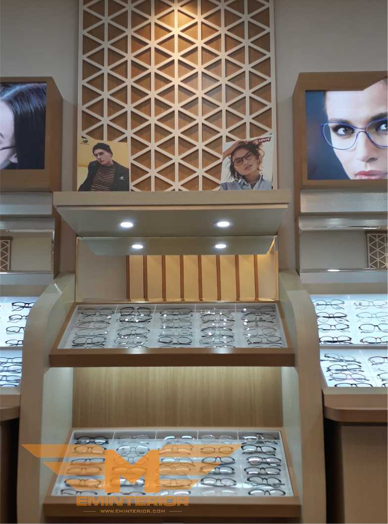 Interior Toko Optik Kacamata - Jasa Desain Interior Toko Kaltim